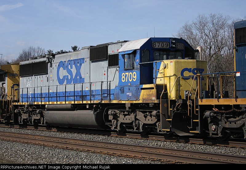 CSX 8709